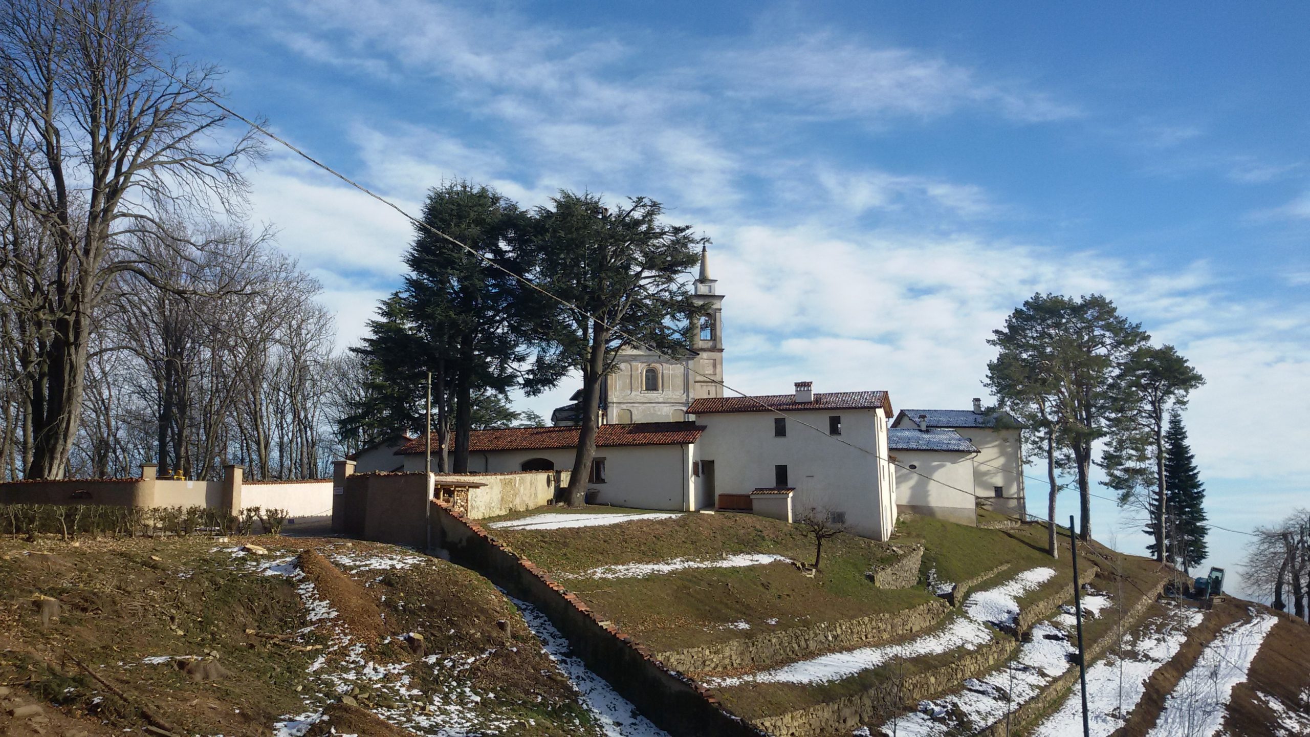 Passeggiata dall’Eremo di San Genesio al Monte Crocione - Strade Cinofile